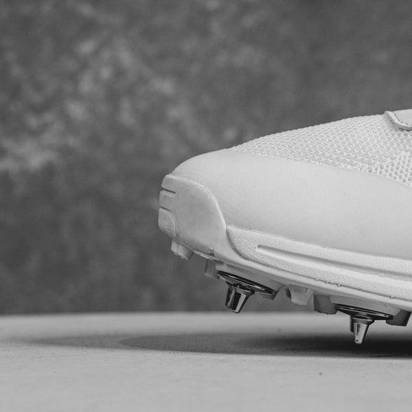 IDONEUS ID1 Cricket Shoes - Superior Grip & Stability